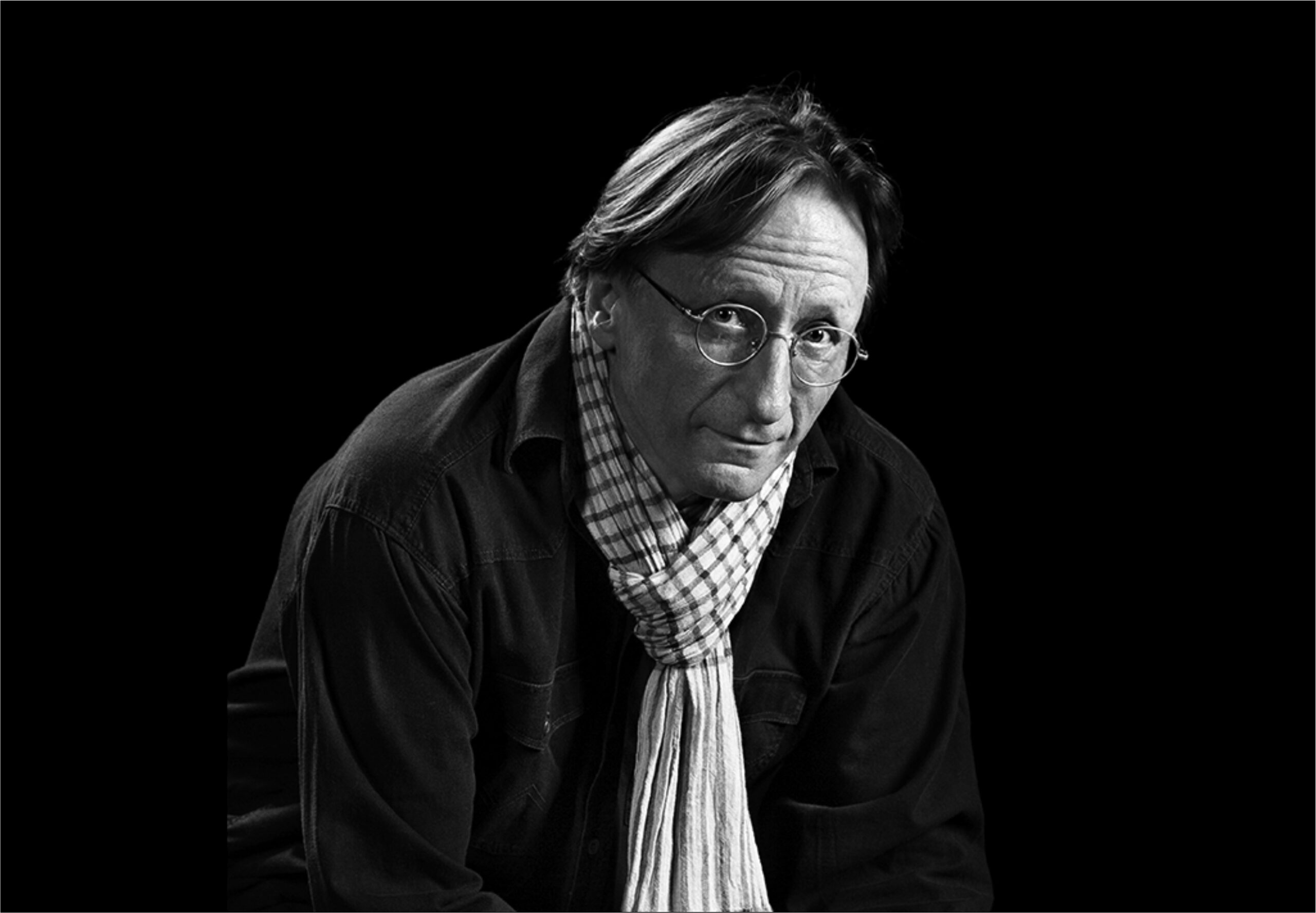 ПРЕМИНУО ГЛУМАЦ ЕРОЛ КАДИЋ | Позориште "Атеље 212"